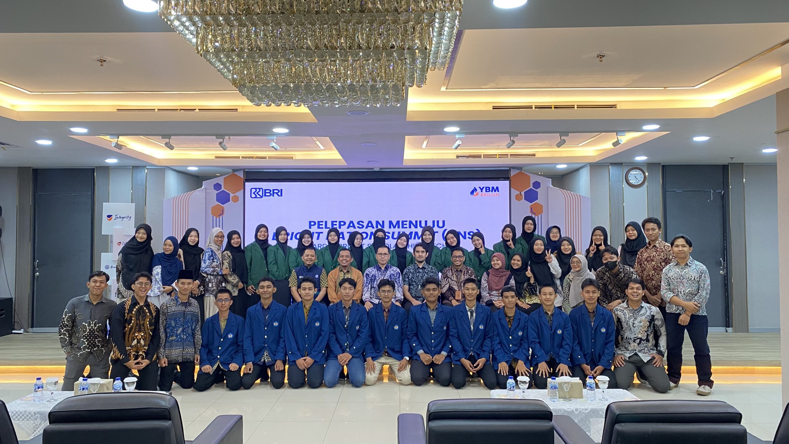 YBM BRILiaN Region 5 Bandar Lampung Lepas Delegasi Menuju Bright National Summit 2025 ...